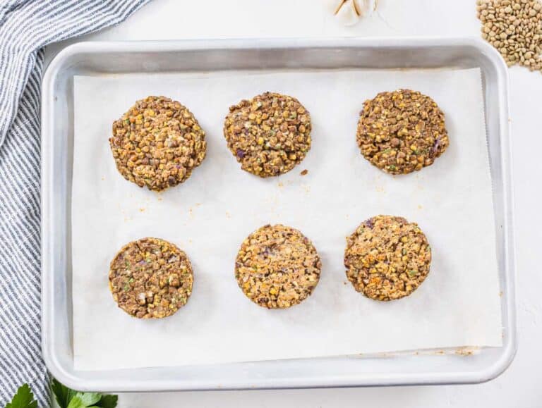 Mediterranean-inspired Lentil Patties: An Easy and Tasty Dish