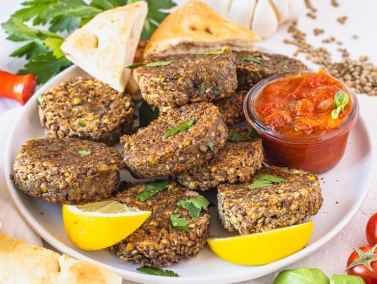 Mediterranean-inspired Lentil Patties: An Easy and Tasty Dish