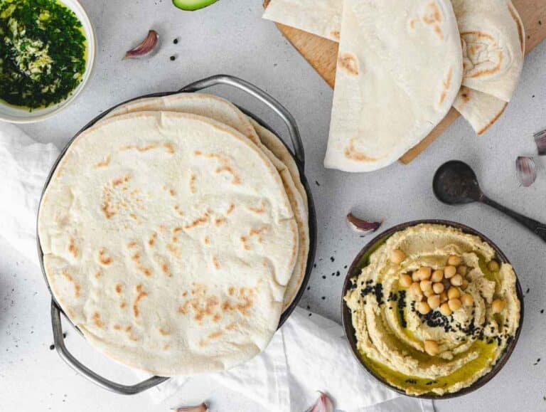 Easy Homemade Pita Bread Recipe: Soft and Pillowy