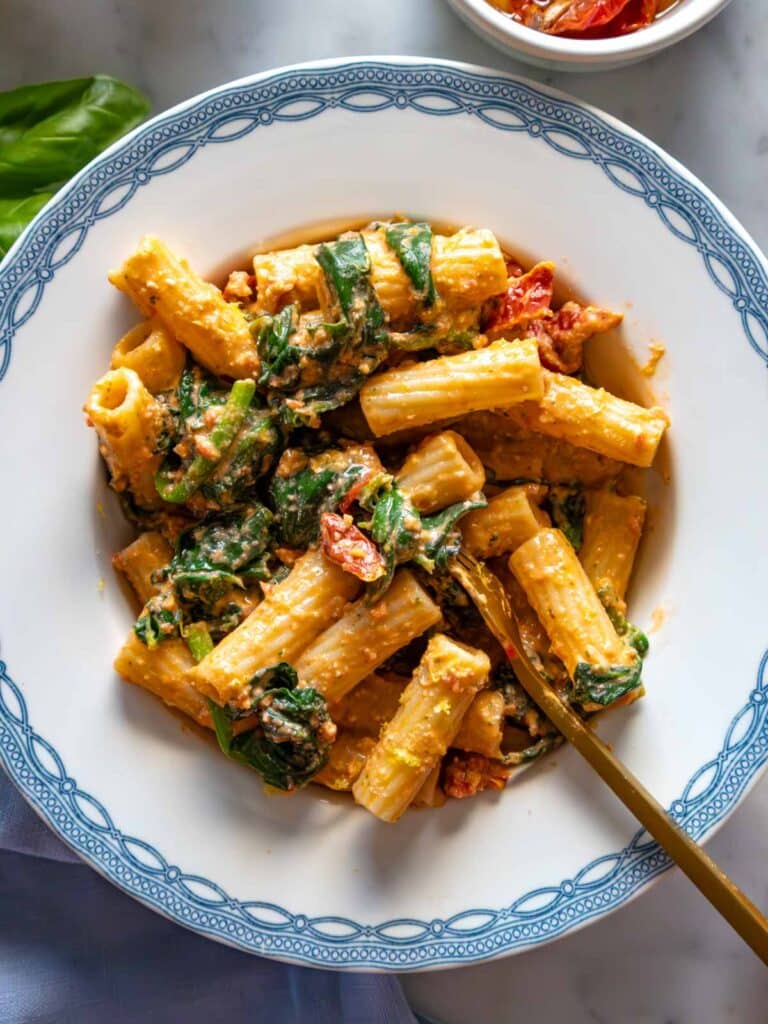 Sun-Dried Tomato Pasta - The Plant Based School